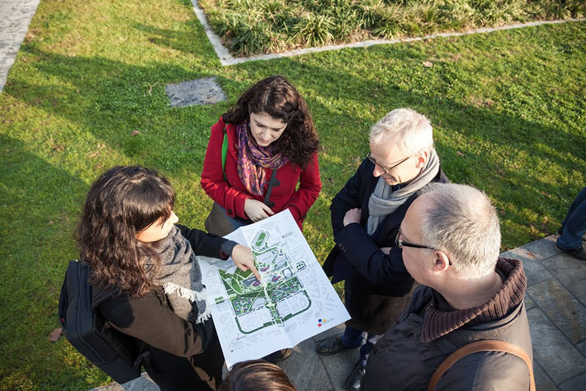 Sara-Dolfi-Agostini-con-James-Lingwood-e-Charles-Esche - Mondointasca