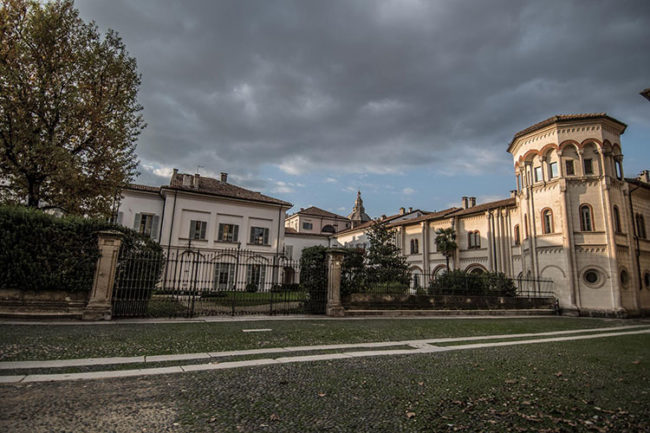Pavia rossa. Capitale longobarda e città delle 100 Torri